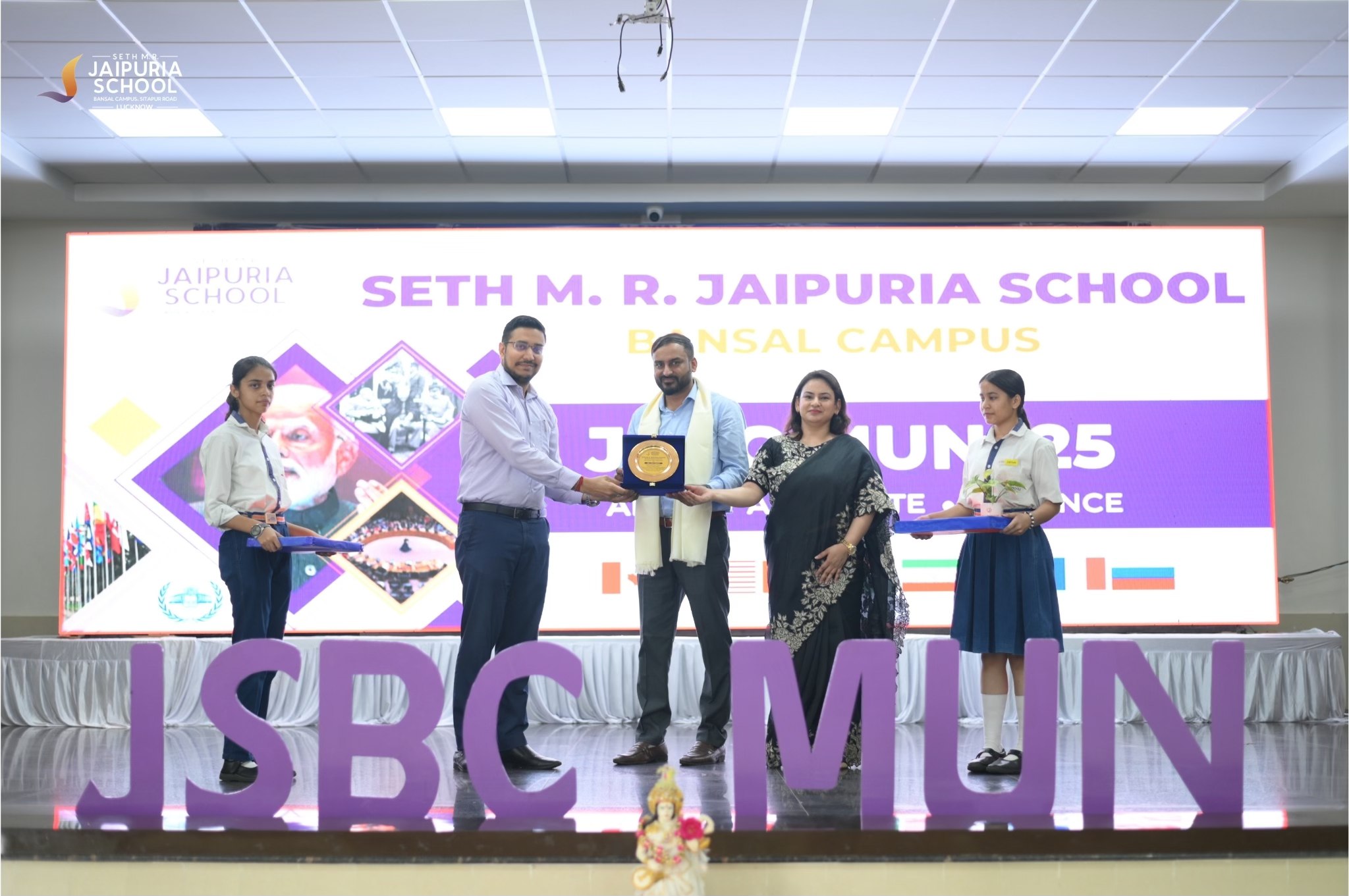 Seth M.R Jaipuria Bansal Campus Lucknow